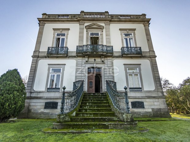 Luxury homes with garden for sale in Vilar de Nantes, Vila Real ...