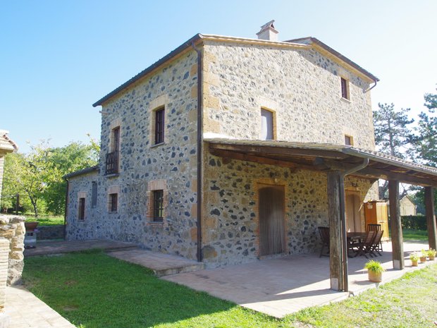 Luxury homes for sale in Benano, Umbria, Italy | JamesEdition