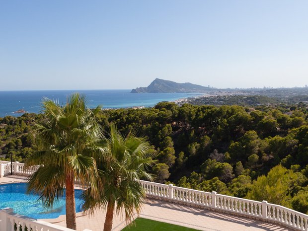 Luxury oceanfront homes for sale in Altea Hills, Valencian Community ...