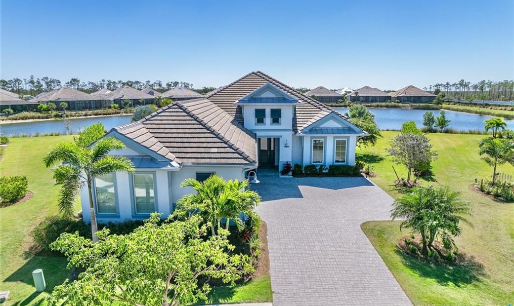 4 Bedrooms Single Family Detached In Naples, Florida, United States For ...