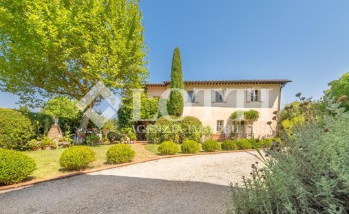 Luxury homes for sale in Marti, Montopoli in Val d'Arno, Tuscany, Italy | JamesEdition