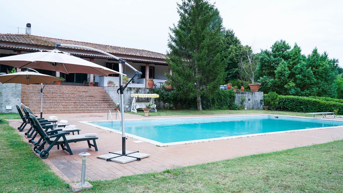 Villa In Vendita A Crespina Lorenzana(pi) In Ottimo Composto In Tuscany ...