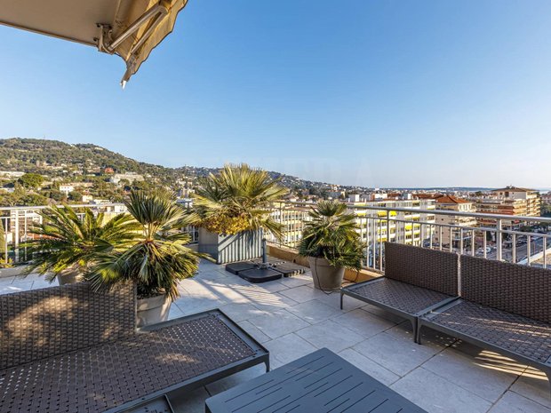 Luxury condos for sale in Saint-Tropez, Provence-Alpes-Côte d'Azur ...