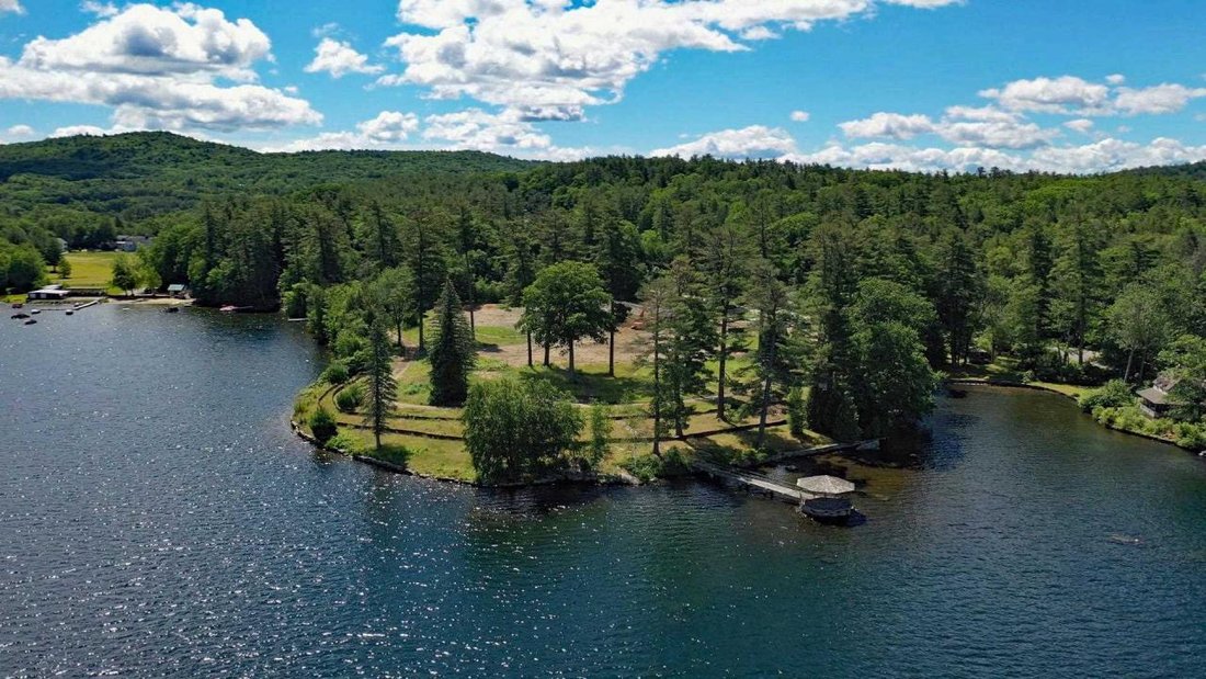 Land Single Family Acreage In Chesterfield, New Hampshire, United ...