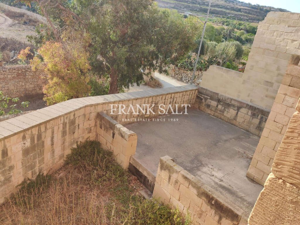 Mgarr, Unconverted House Of Character In ħad Dingli, Malta For Sale ...