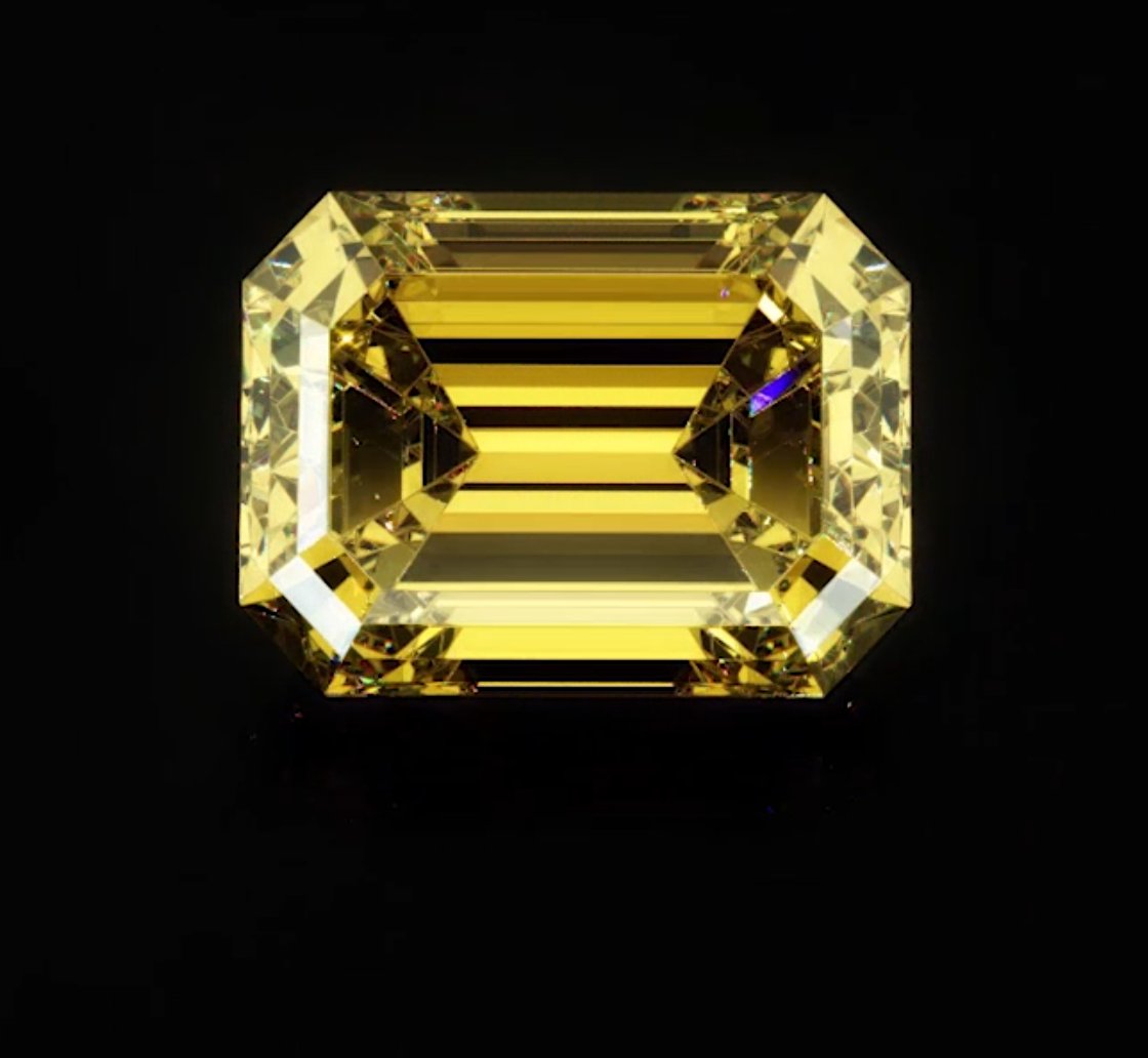 Emerald Shape Fancy Vivid Yellow Diamond In Dubai, Dubai, United Arab ...
