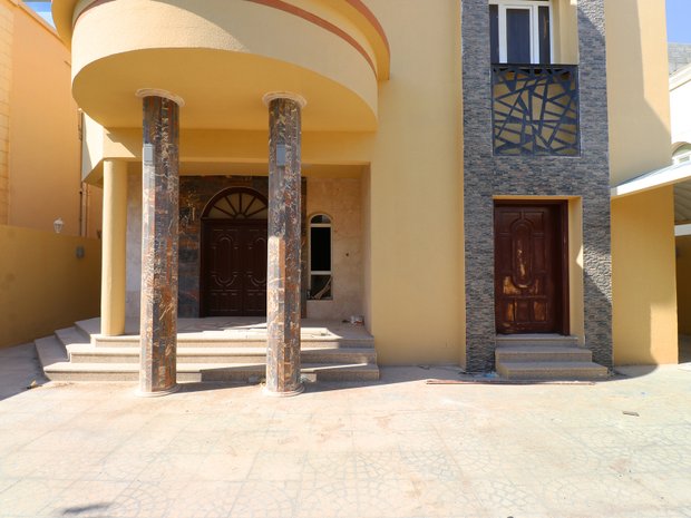 Luxury homes with garden for sale in Al Kharaitiyat, Umm Salal Muhammed ...