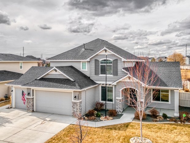 Luxury new built homes for sale in Middleton, Idaho | JamesEdition