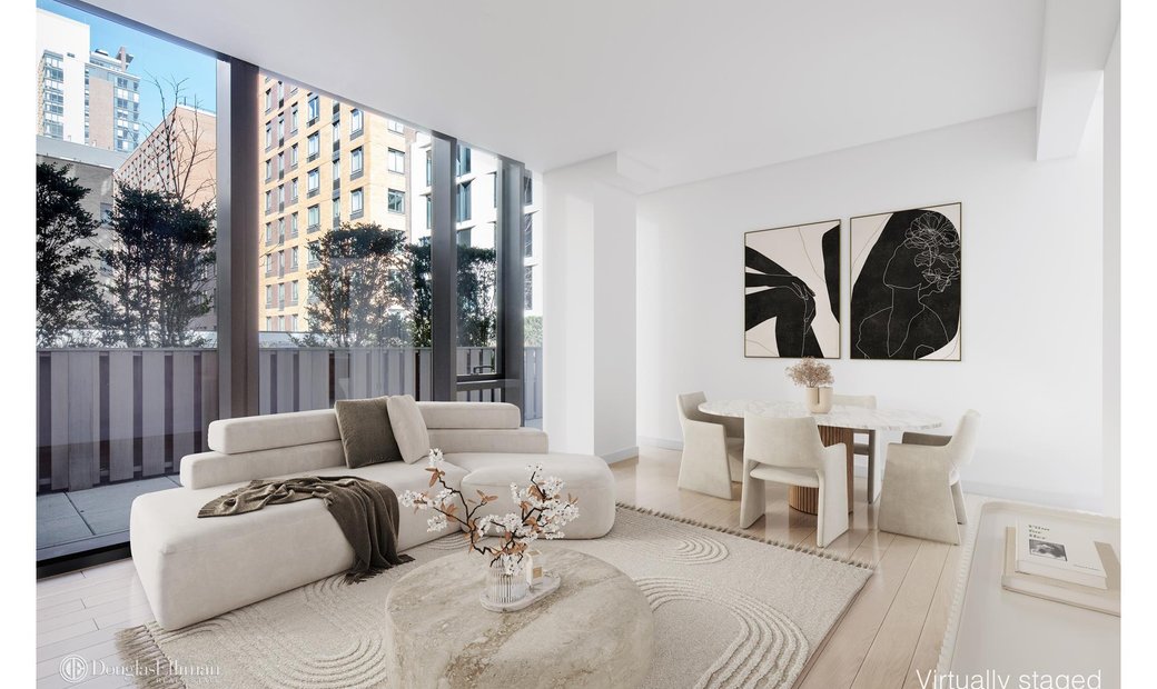 Condo New York In New York, New York, United States For Sale (12618255)