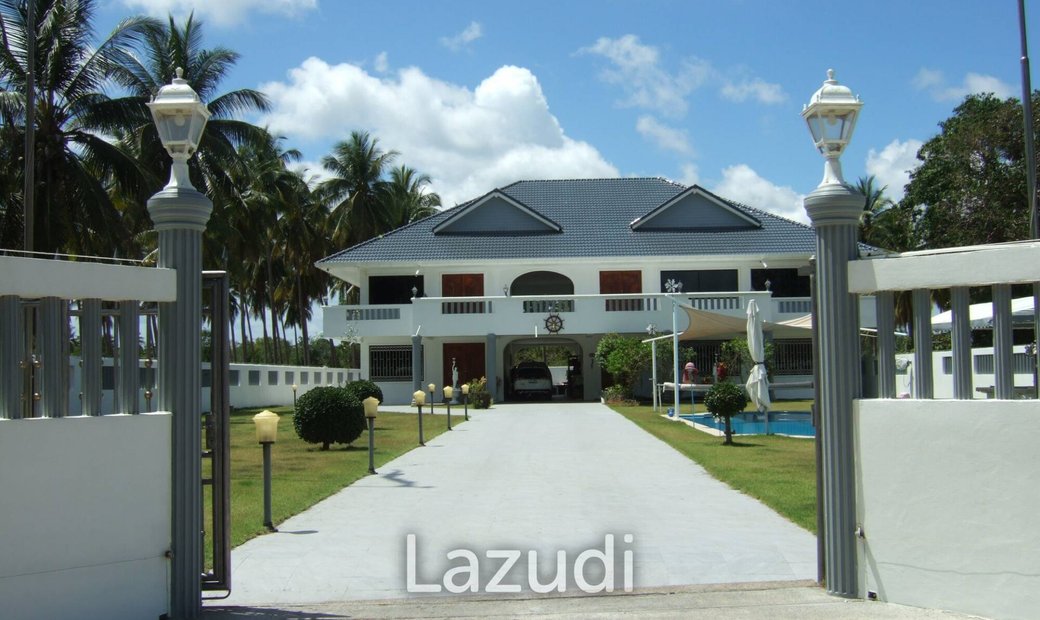 Thongsai Waterfront Palace 5 Bed In Phongprasan, Prachuap Khiri Khan ...