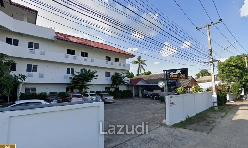 Selling A Three Storey Dormitory In Pa Daet Sub District, Chiang Mai ...