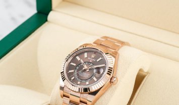 Rolex Sky Dweller 326935 0006 Oyster In Dubai, Dubai, United Arab ...