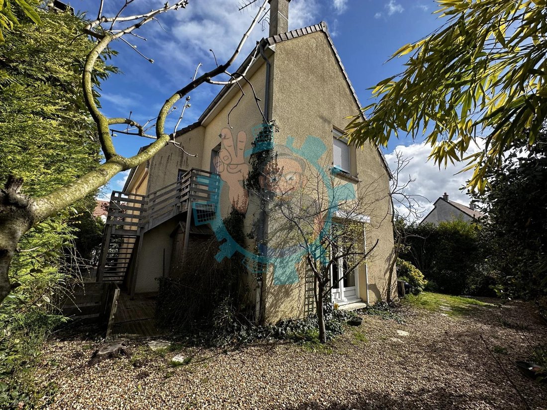 Chatou House In Chatou, île De France, France For Sale (12649323)