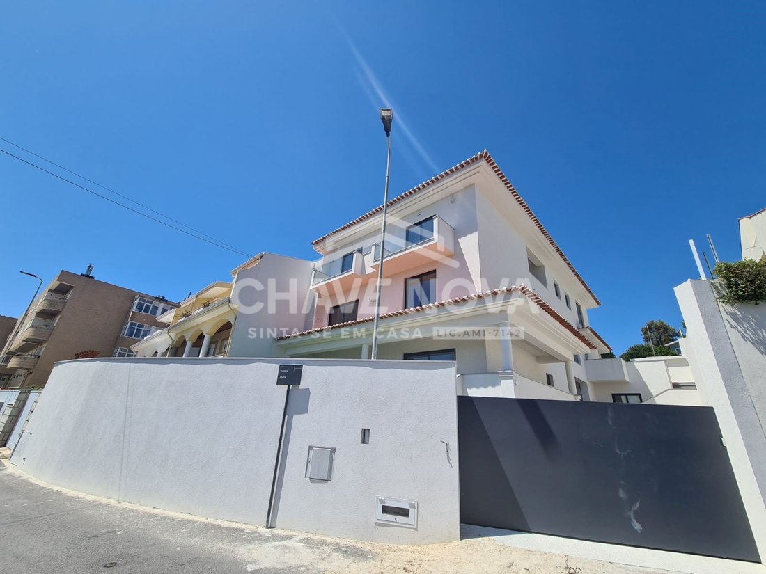 Vila Nova De Gaia Villa In Vila Nova De Gaia, Porto District, Portugal ...