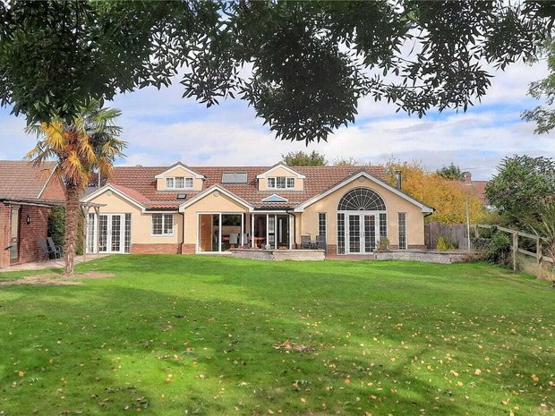 Luxury homes with terrace for sale in Teversham, England, United ...