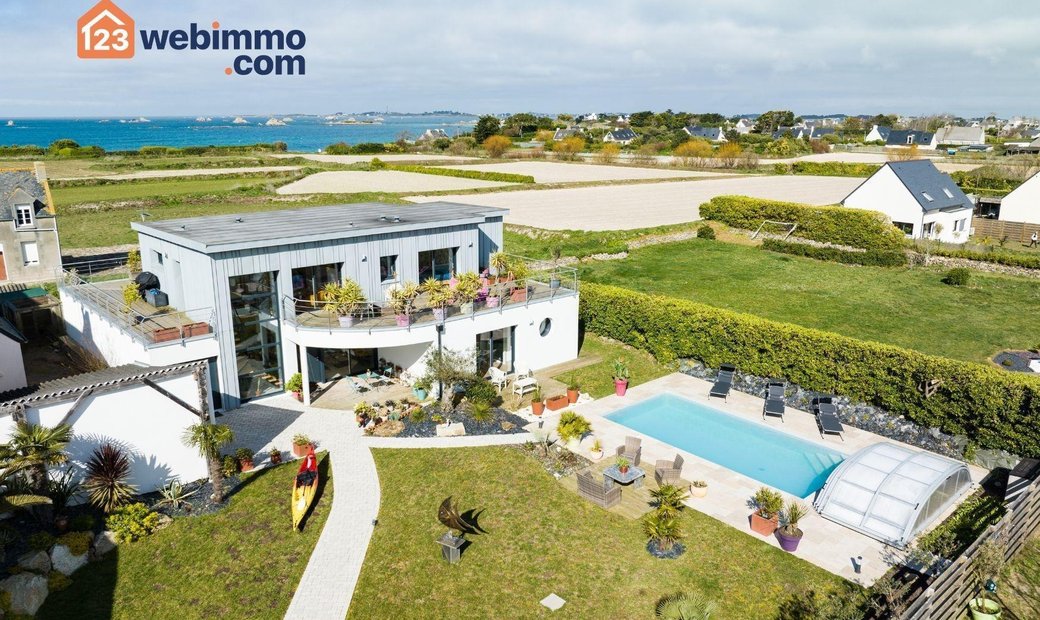 Villas 215m² Santec In Santec, Brittany, France For Sale (12653290)