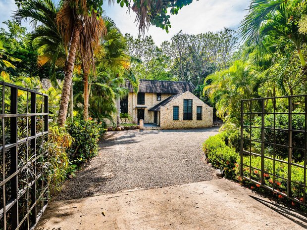 Luxury homes for sale in Tambor, Alajuela Province, Costa Rica ...