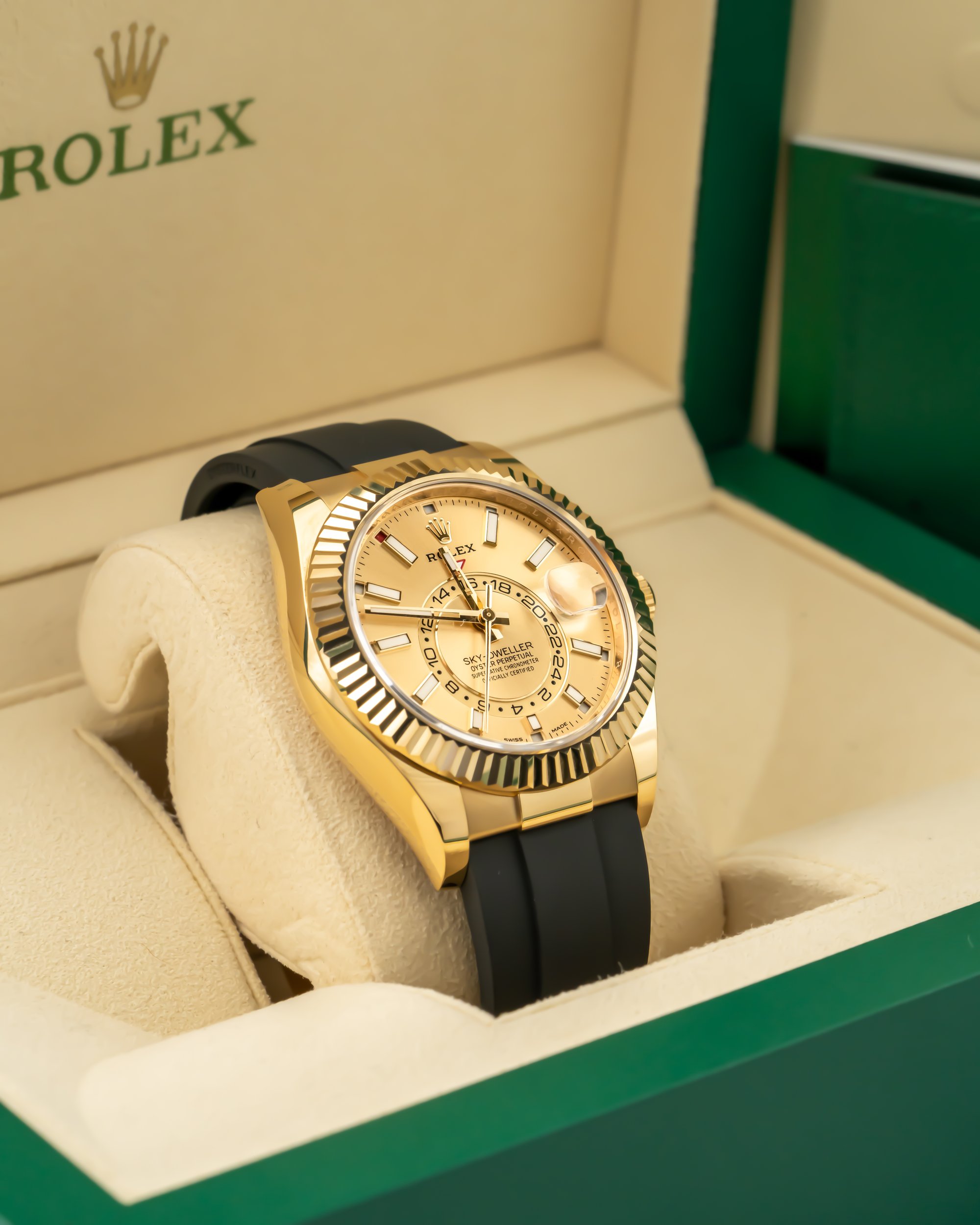 Rolex Sky Dweller 326238 0007 Oyster In Dubai, Dubai, United Arab ...