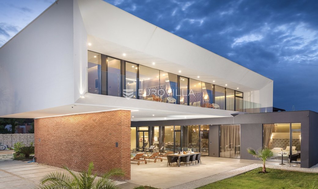 Istria, Near Pula Newly Built Top Class Villa With En Ližnjan, Istria ...