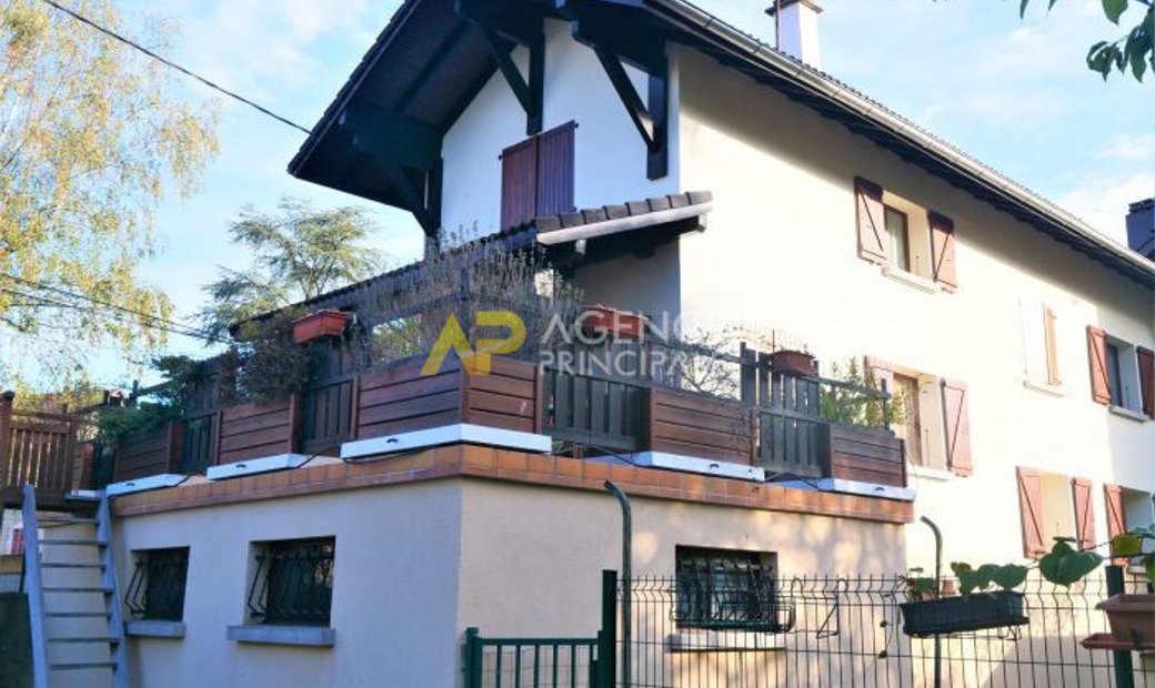 Annecy Individuelle In Annecy, Auvergne Rhône Alpes, France For Sale ...