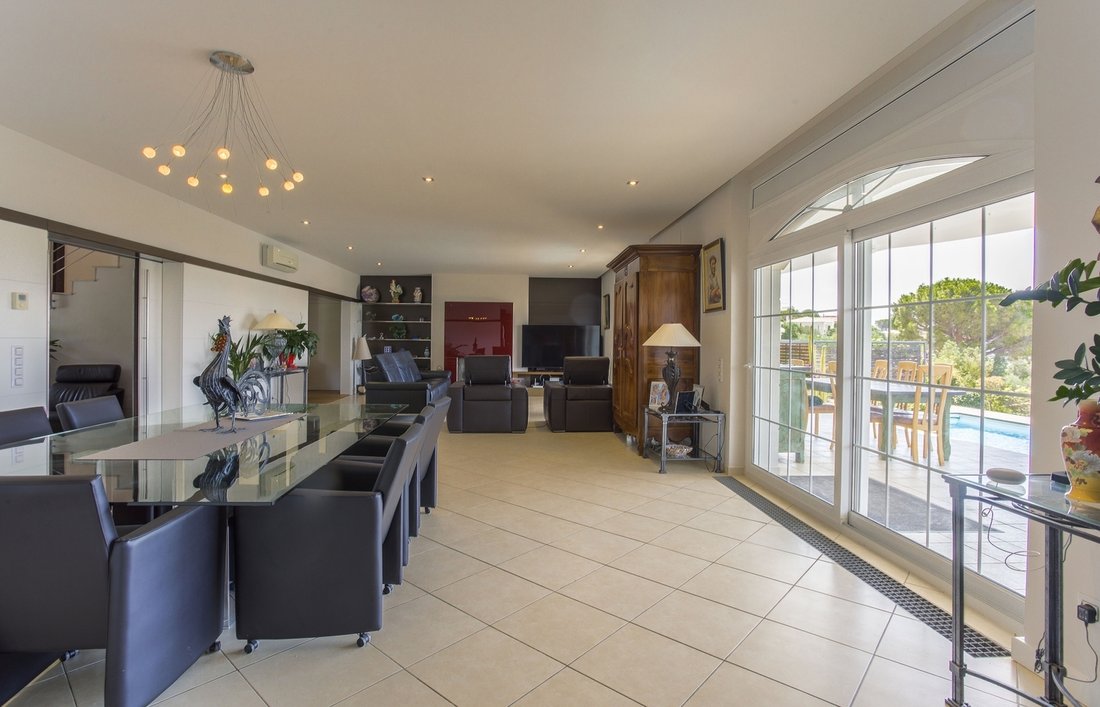 Nice House With Lots Of Style, Pool And Garden In Pau, Catalonia, Spain ...