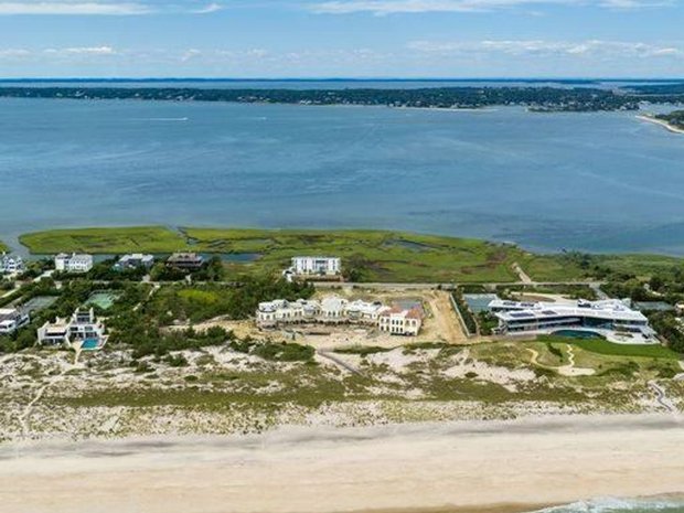 Luxury homes for sale in Southampton, New York | JamesEdition