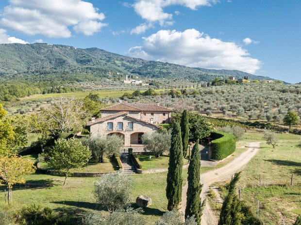 Luxury homes with garden for sale in Donnini, Tuscany, Italy | JamesEdition
