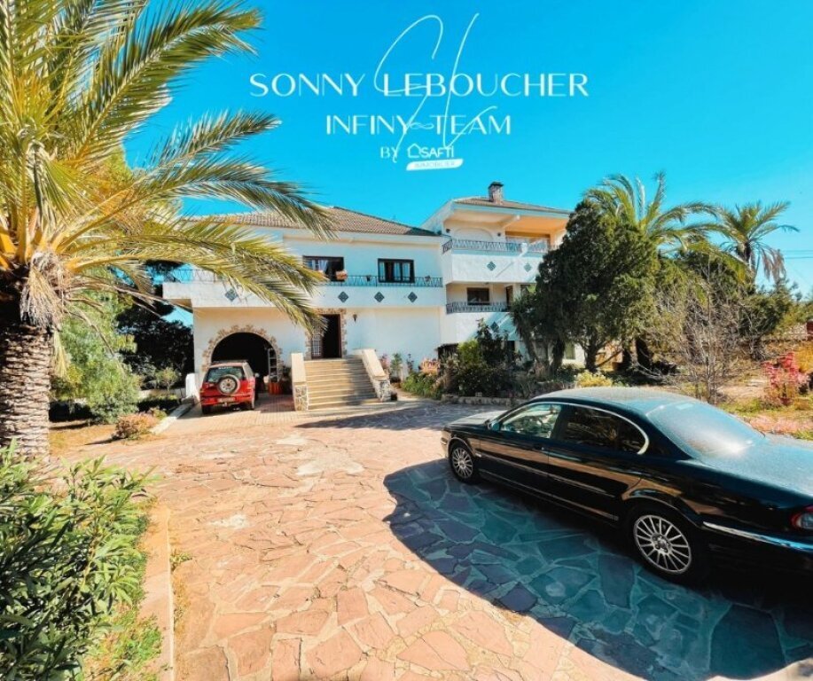 House Villa For Sell In Gilet In Gilet, Valencian Community, Spain For ...