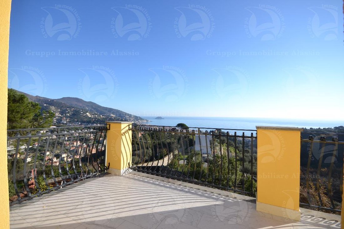 Alassio Villa In Alassio, Liguria, Italy For Sale (12718938)