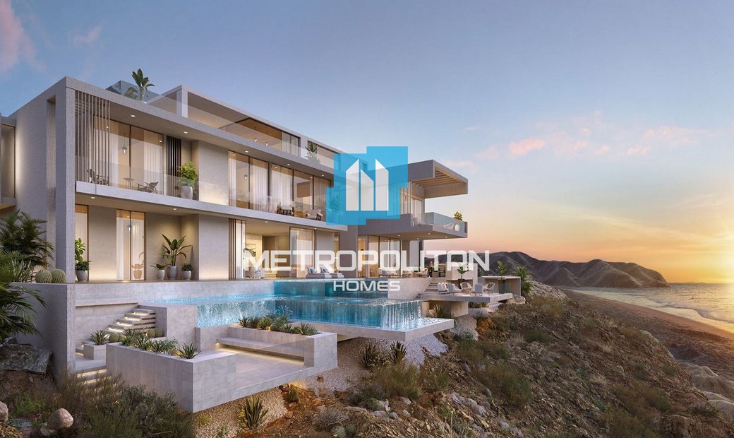 Ocean Front Mansion With Ultra Luxury Interiors In Muscat, United Arab ...