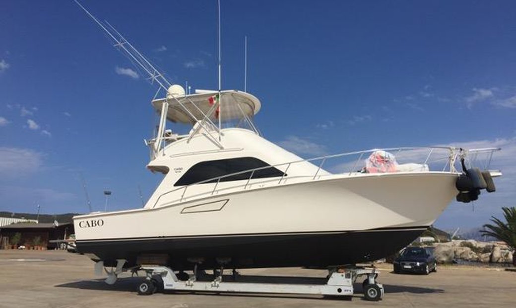 Cabo 43 Flybridge In Italy For Sale (12725862)