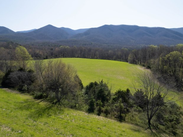 Luxury land for sale in Virginia, United States | JamesEdition
