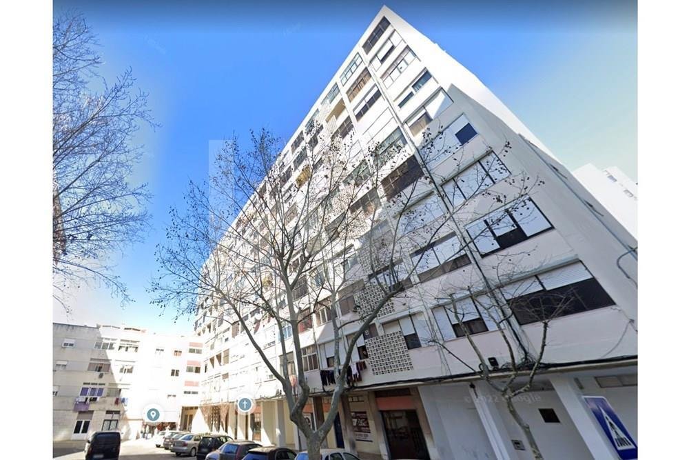 T2 Barreiro In Barreiro, Setubal, Portugal For Sale (12736267)