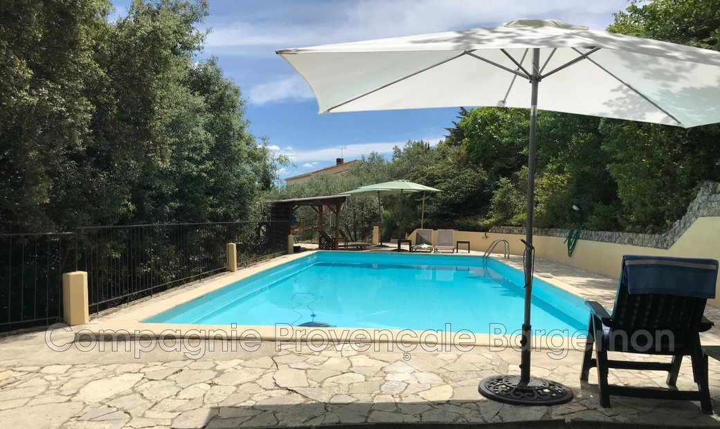 Vente Maison 7 Pièce(s) In Callas, Provence Alpes Côte D'azur, France ...