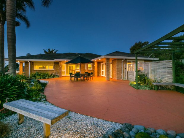 Luxury houses with terrace for sale in Ranui, Auckland, Auckland, New ...