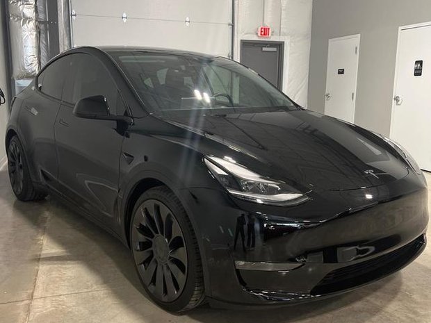 Black Tesla Model Y for sale | JamesEdition