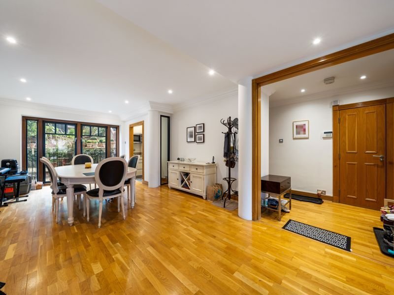 Lindfield Gardens, Hampstead, London Nw3 In London, England, United ...