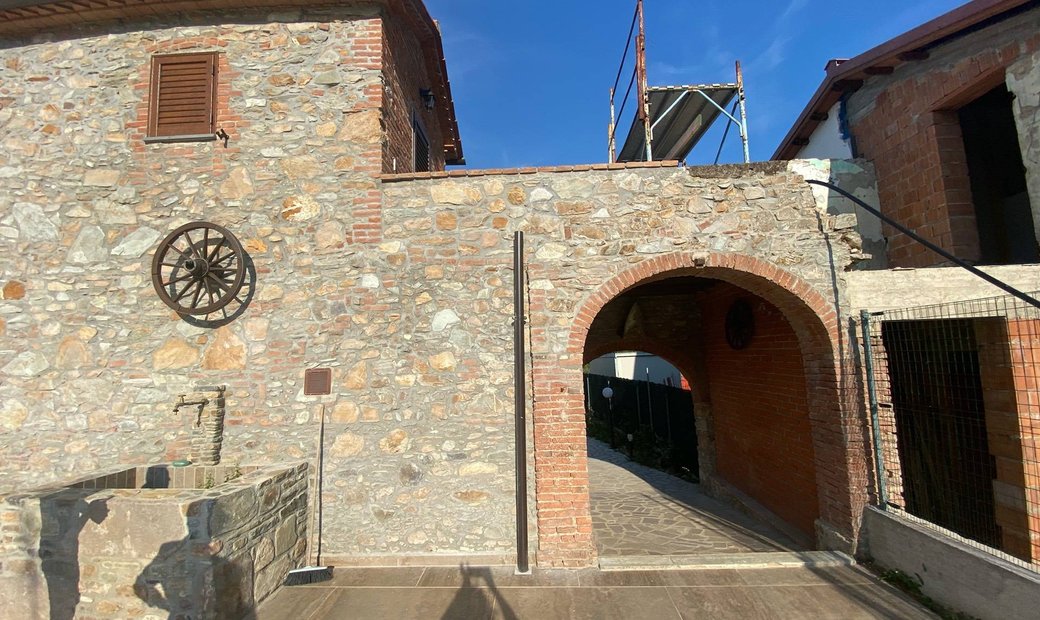 Villa For Sale In Capannori, Guamo In Corte Franceschini, Tuscany ...