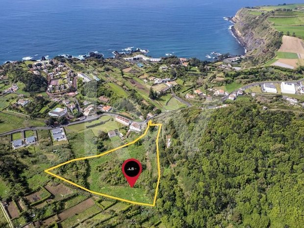 Luxury homes for sale in Agua De Pau, Azores, Portugal | JamesEdition