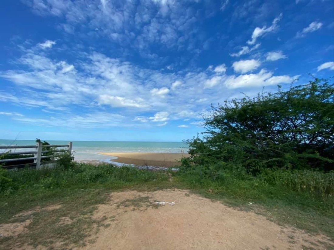Beach Front Pranburi In Prachin Buri, Thailand For Sale (12761005)
