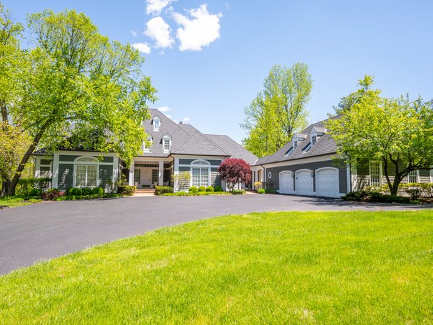 Luxury homes for sale in Cincinnati, Ohio | JamesEdition