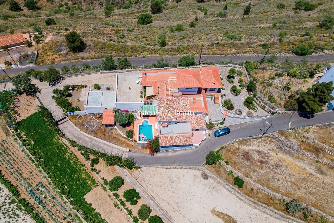 Tijoco Alto Villa In Tijoco Alto, Canary Islands, Spain For Sale (12790626)