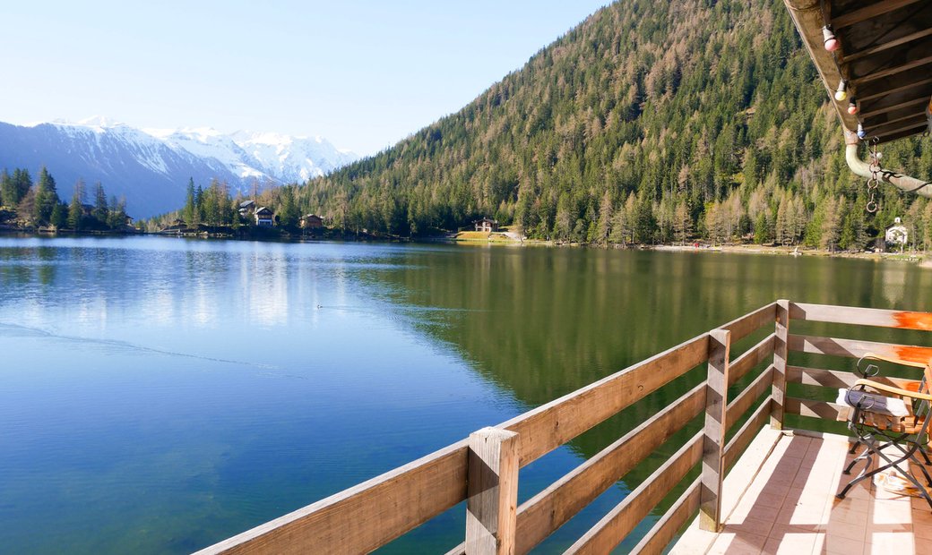 Maison Avec Vue Imprenable Sur Le Lac Et Le Grand Dans Orsières, Valais ...