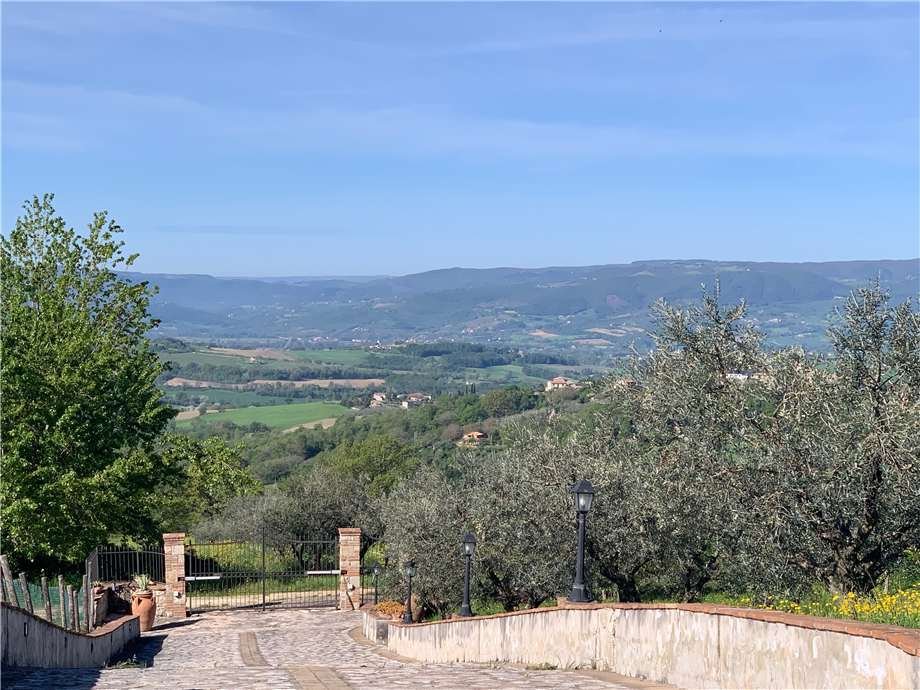 Rustico/Casale In Gualdo Cattaneo, Italy In Umbria, Italy For Sale ...