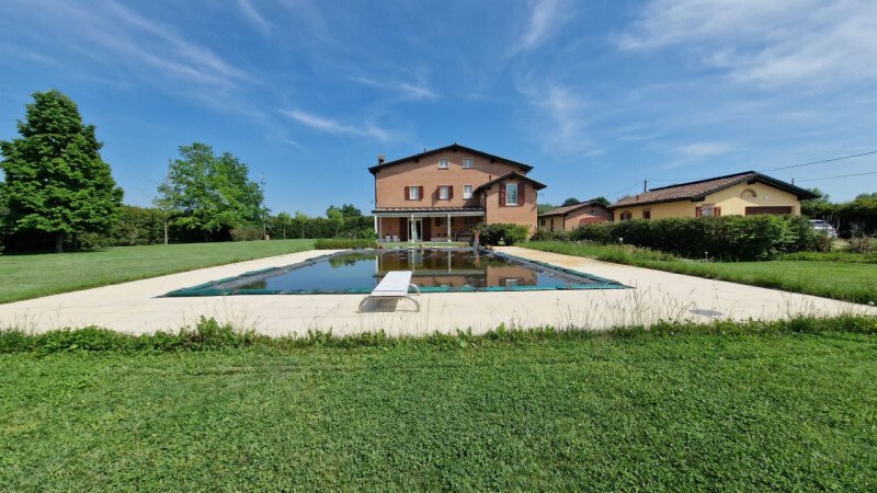 Villa à Modène Dans Carpi, émilie Romagne, Italie à Vendre (12797773)