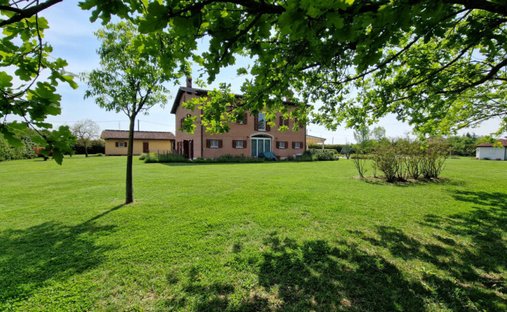Luxury homes with terrace for sale in Carpi, Emilia-Romagna, Italy ...