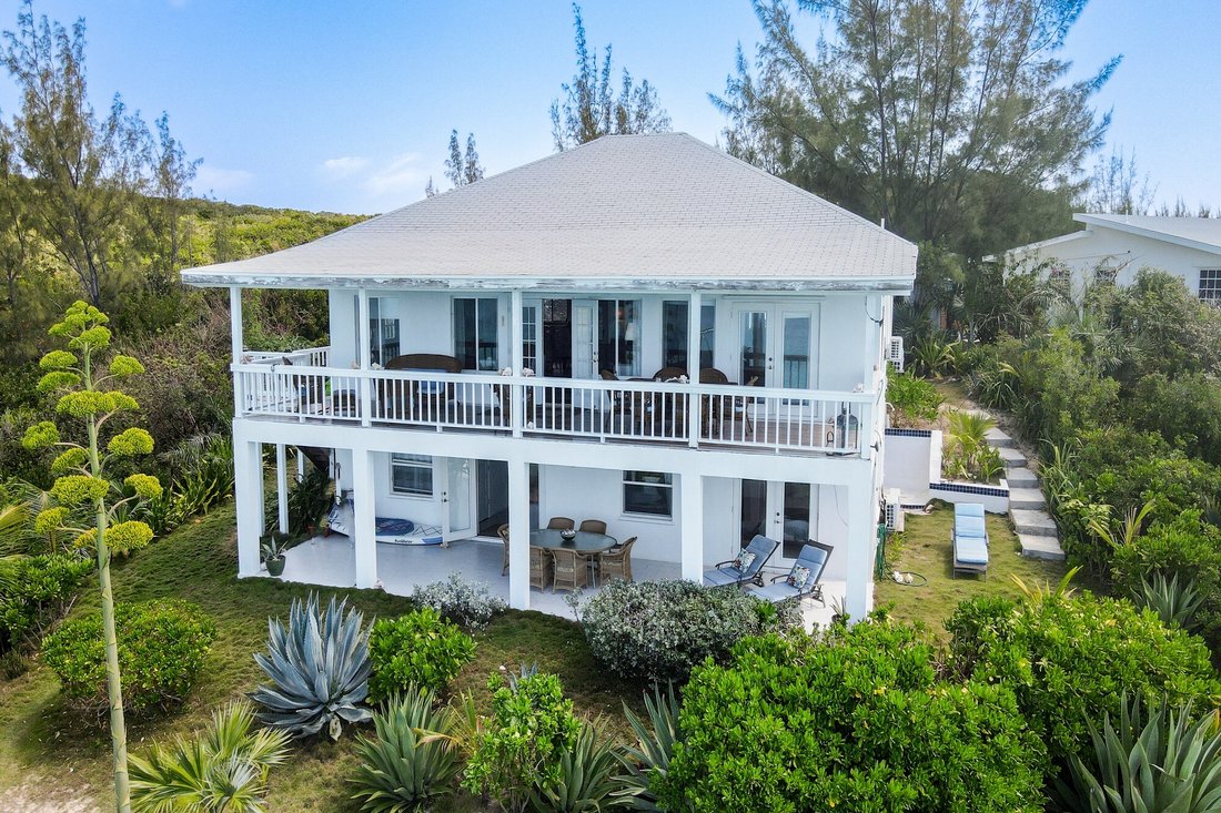 A Breathtaking Oceanfront Retreat In Gregory Town, North Eleuthera, The ...