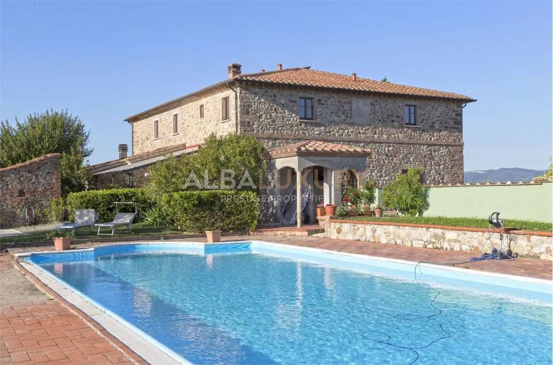 Grazioso Casolare Nella Zona Della Valdera In Tuscany, Italy For Sale ...