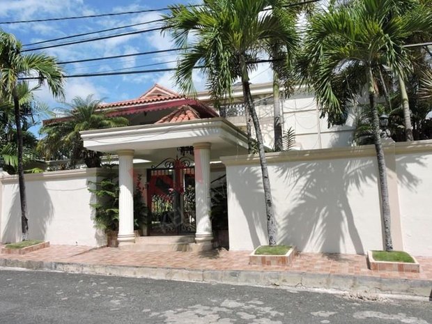 Casas de lujo para comprar en Julieta Morales, Santo Domingo, Distrito ...