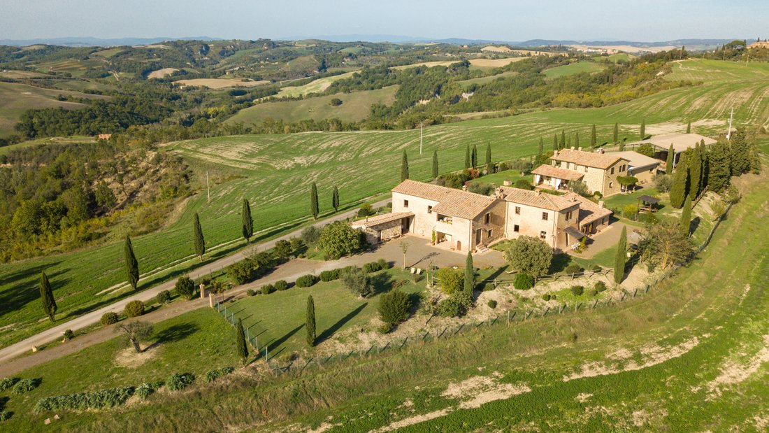 Organic Farm In Breathtaking Countryside In Montalcino, Tuscany, Italy ...